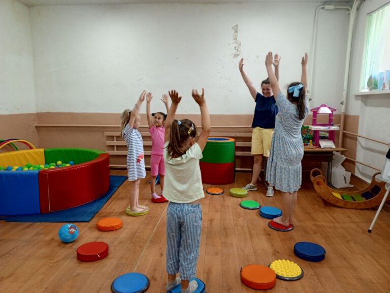 Support for schools and libraries - BGV Charity fund